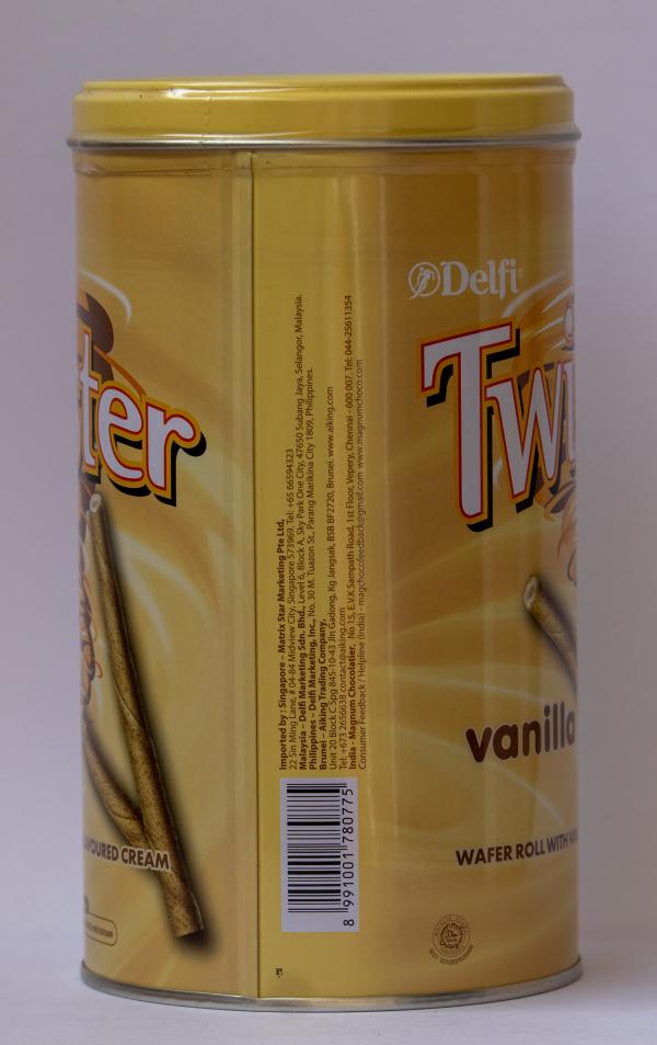 Delfi Twister Vanilla Wafer Rolls with Cream 320 Gm - JioMart