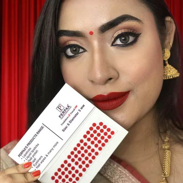 PERPAA Kumkum Red Round Bindi Book for Ladies Forehead (Stick On) (Size 6, Diameter 5mm) - JioMart