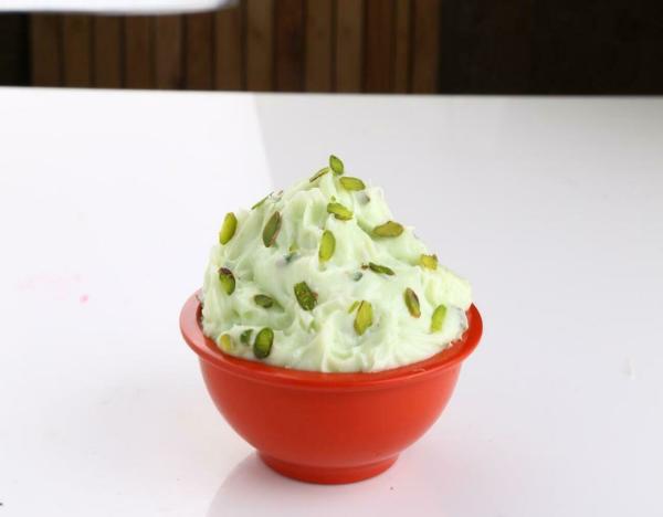 GREEN PISTA TRAVEL PACK MATHO(250 gm) VIPUL DUDHIYA SWEETS - JioMart