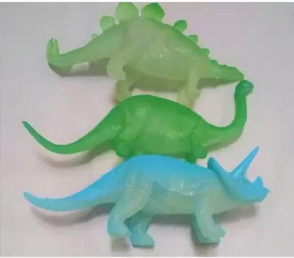 JGG JAIN GIFT GALLERY Set of 8 Dinosaur World Radium Animals Plastic ...