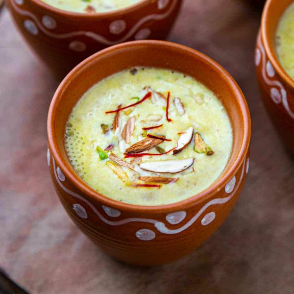 Zoon Kashmiri Kesar Milk Masala (Sugar free) 125gm - JioMart