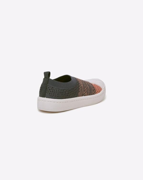 Colourblock Slip-On Casual Shoes - JioMart