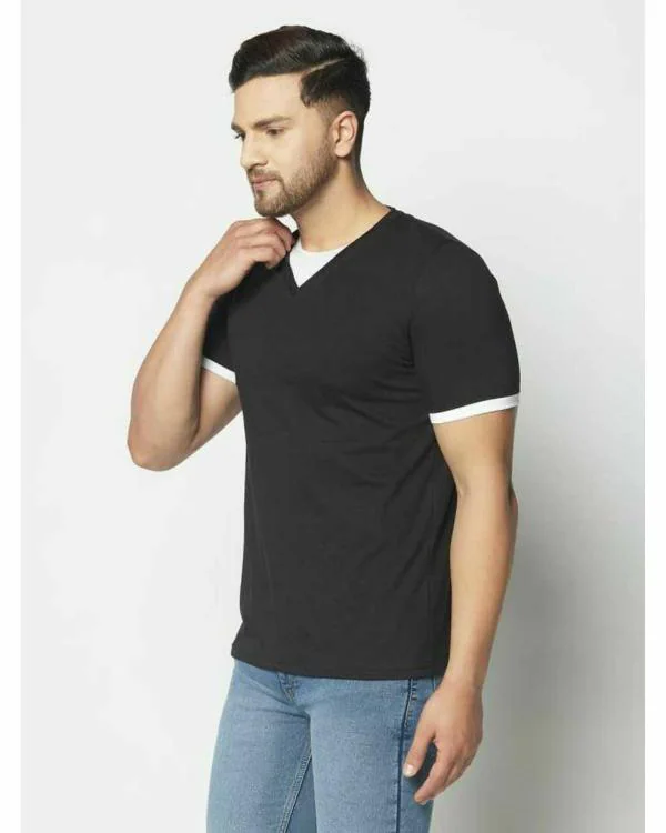 Glito Solid Black & White Half Sleeves V-Neck T-shirts For Men's - JioMart