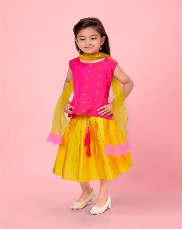 Aarika Girls Rani Color Solid Lehenga Choli Set - JioMart