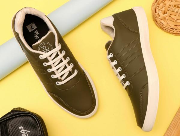 White Walkers Green Casual Shoe For Men - JioMart