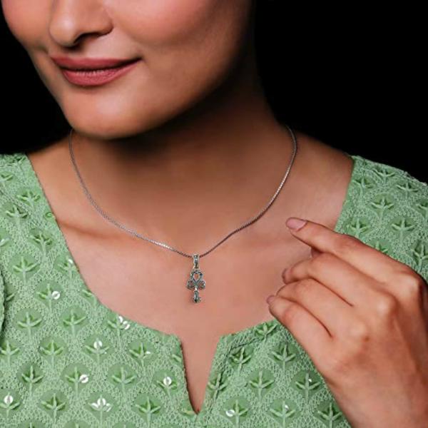 Giva Oxidised Silver Three Leaf Clover Pendant With Box Chain For Women ...