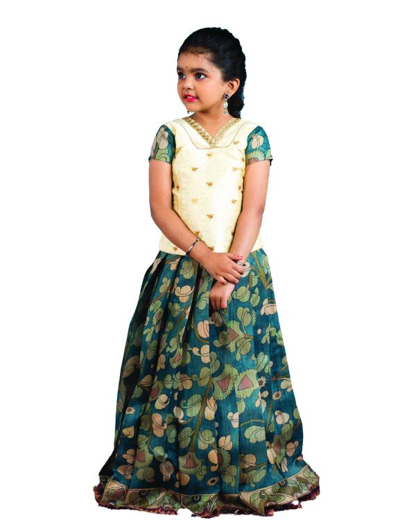 Shivangi AR13GR Girls Green Kalamkari Jute Pattu Pavadai (16-17Years ...