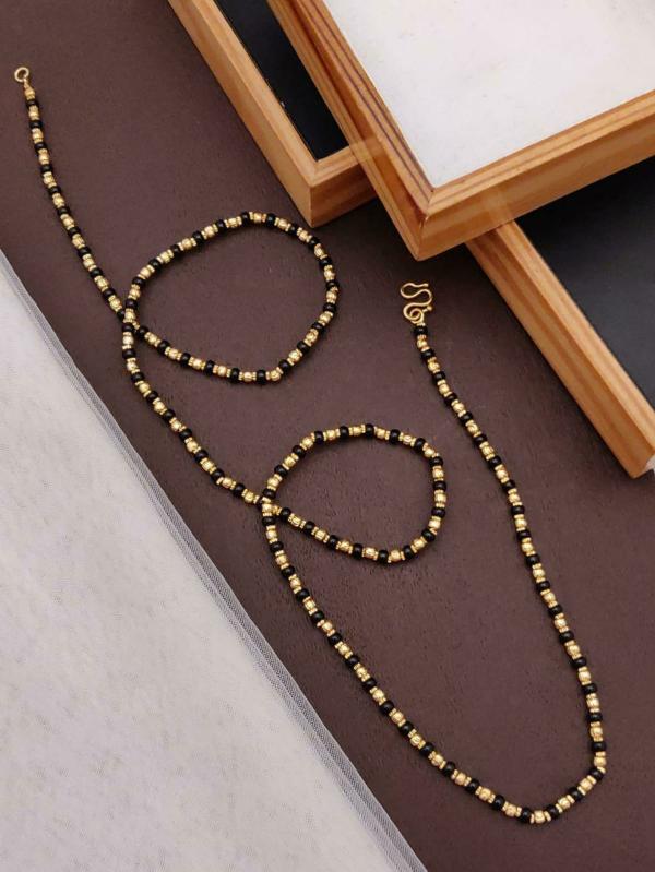 INDIAN LIFESTYLE Women's Beautiful Designer Gold Plated 30inch Alloy ...