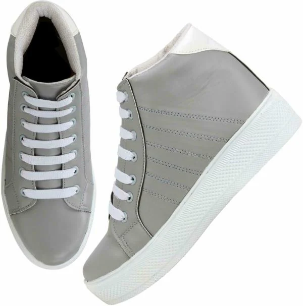 Commander Women Grey Causal Shoes - JioMart