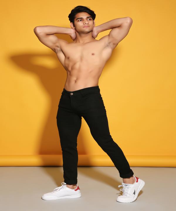 PODGE Men Slim Fit Denim Mid Rise Black Jeans - JioMart