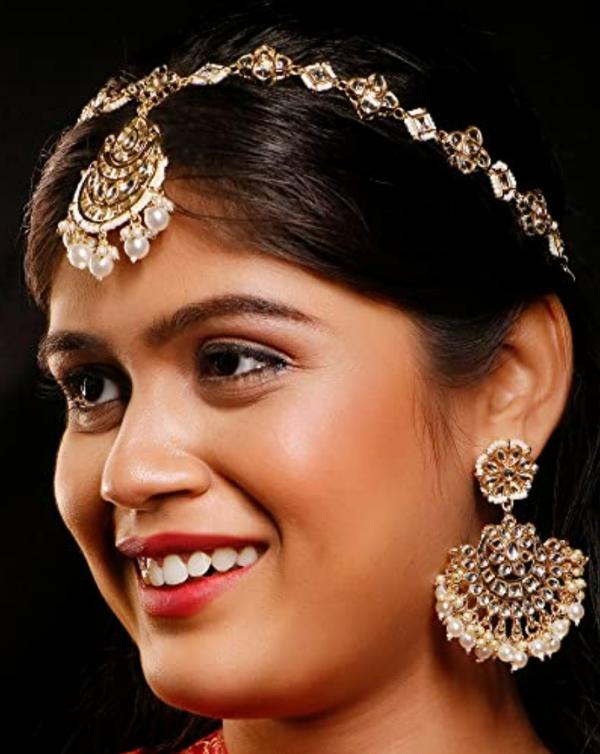 Ishhaara Sheesh Phool Chand Teeka And Classic Chandbali Earrings Set ...