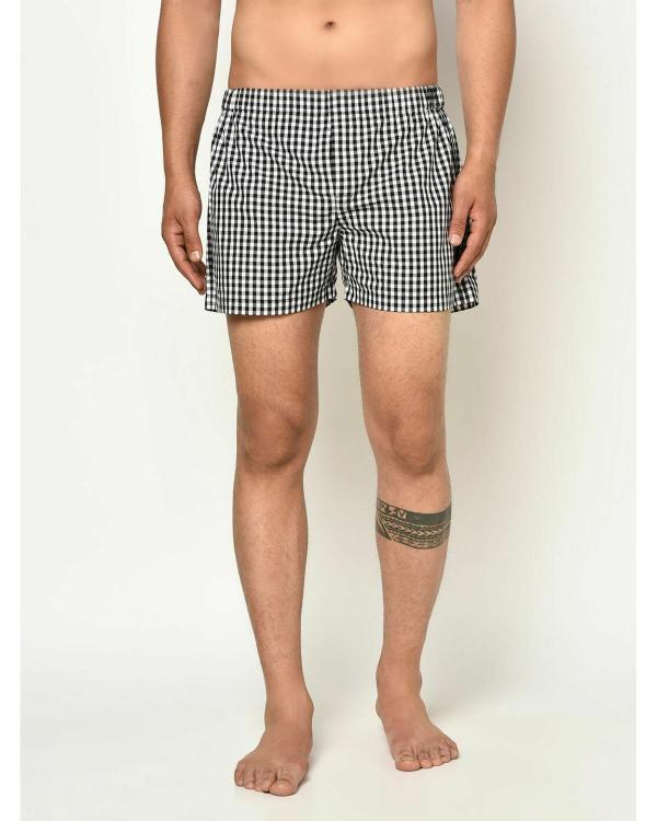 Glito Checkered Black With Inner Elastic Boxer For Men's - JioMart
